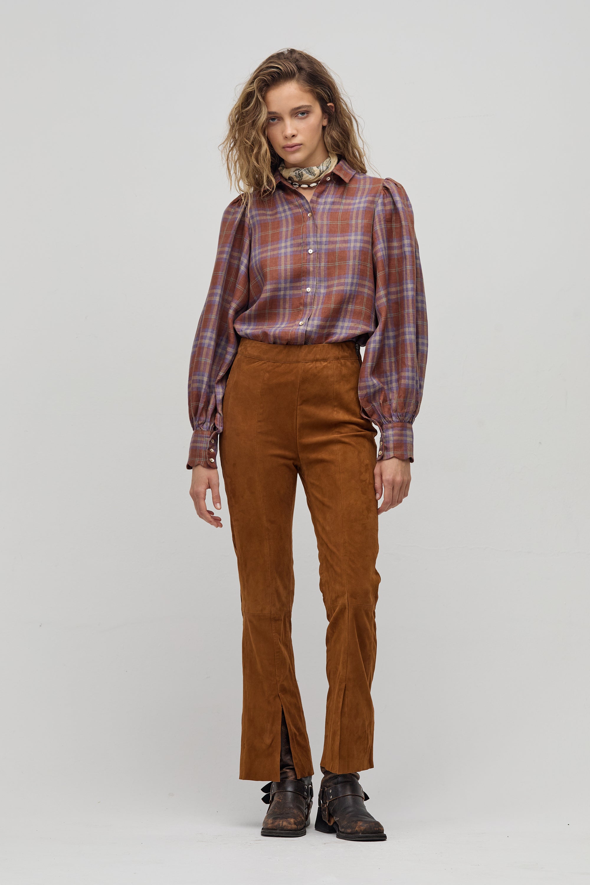Tori Suede Pants - Tan – Lanhtropy