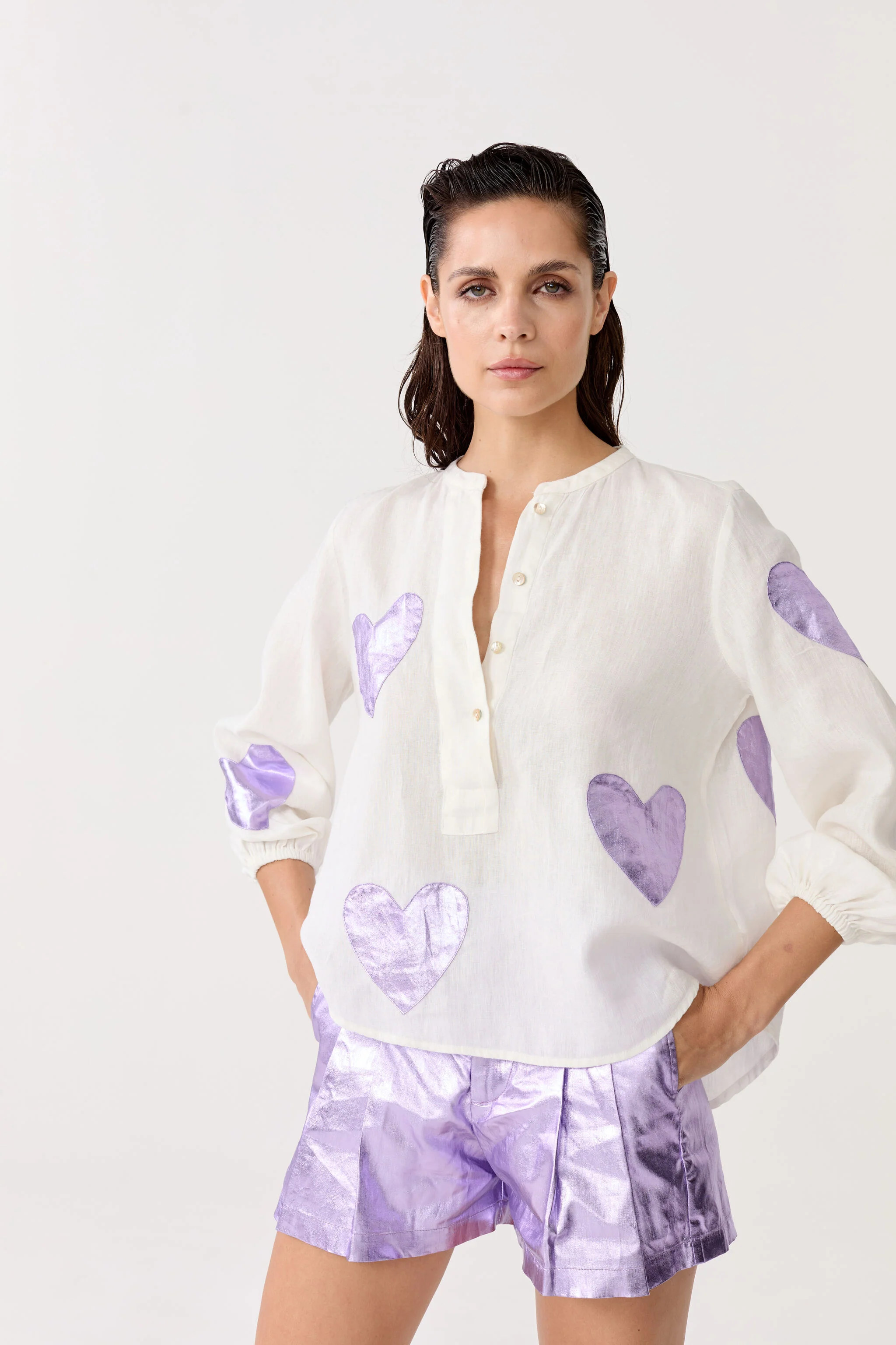 Cupid Linen Shirt - Off-white with Metallic Violet Hearts – Lanhtropy